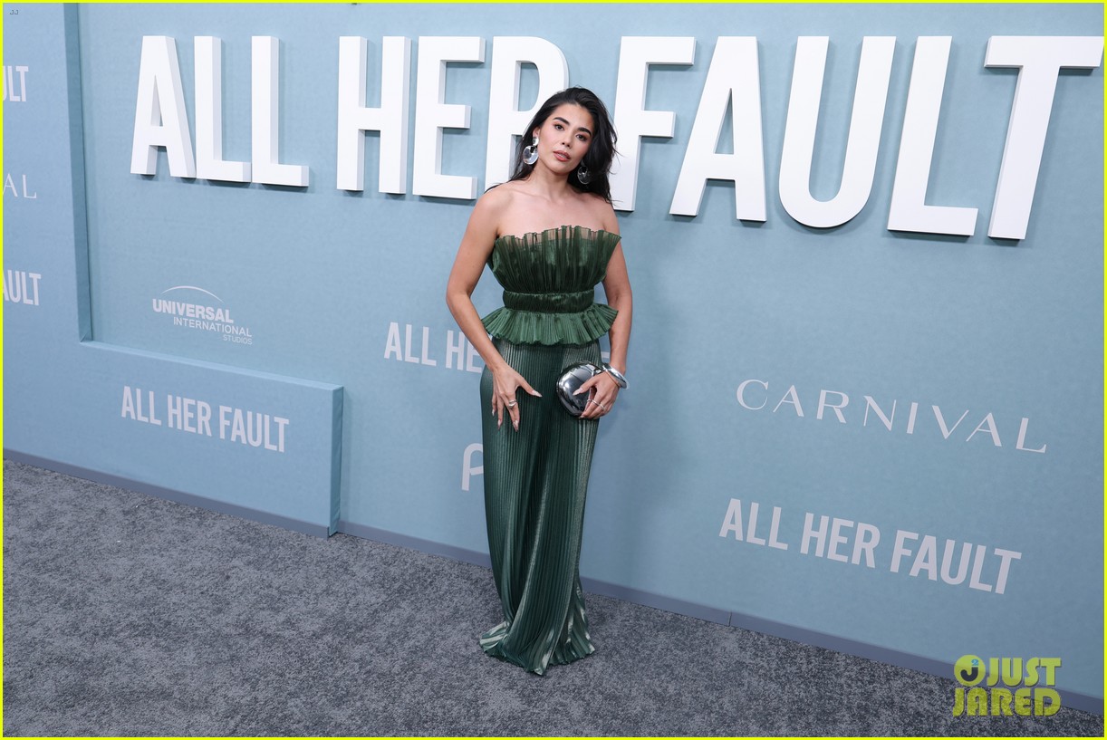 Sarah Snook Reunites With Her 'Succession' Dad Brian Cox at 'All Her ...