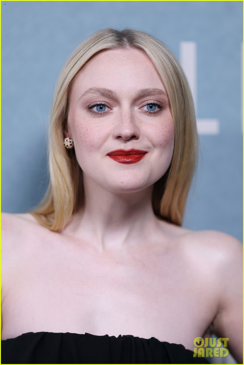 Sarah Snook Reunites With Her 'Succession' Dad Brian Cox at 'All Her ...