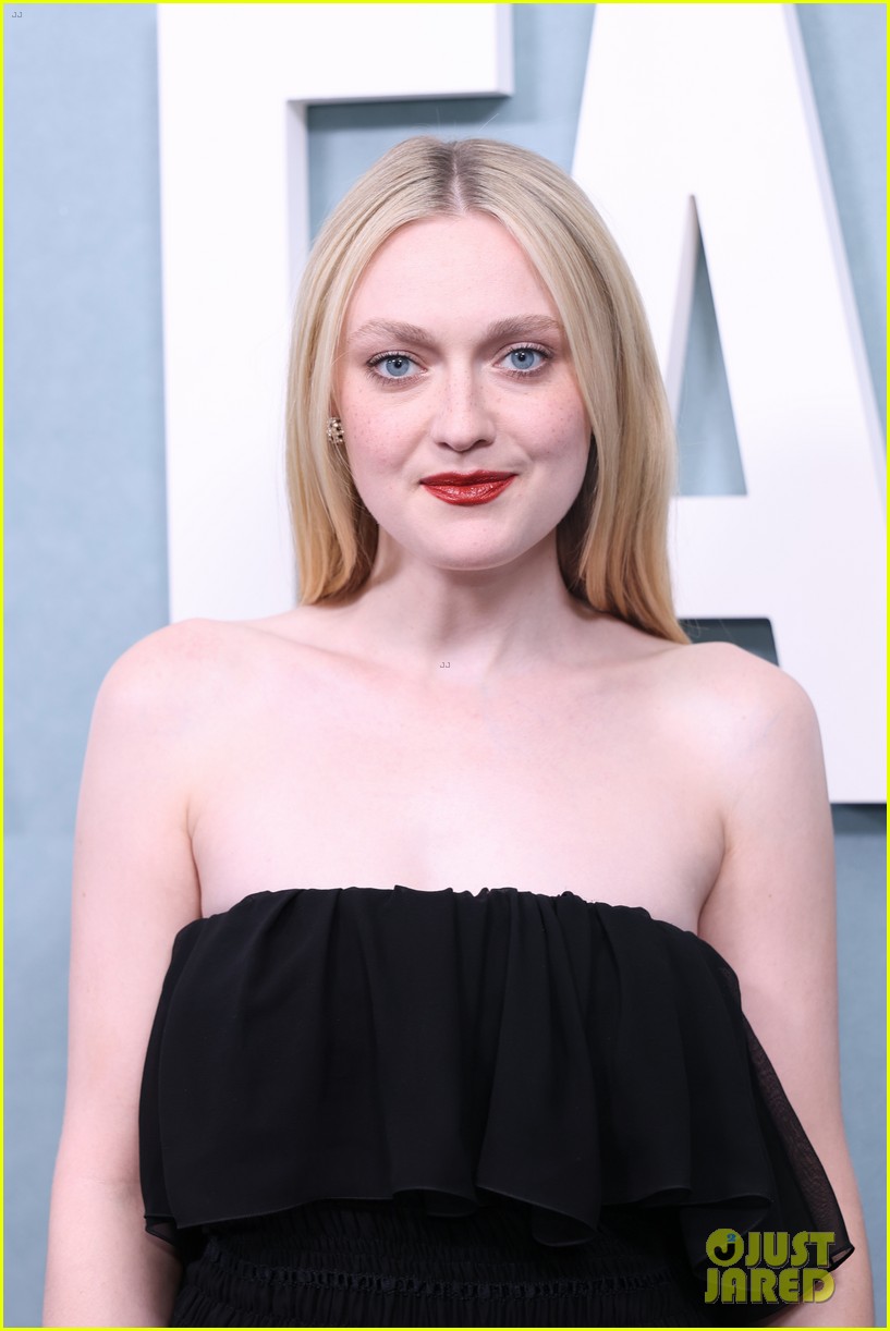 Sarah Snook Reunites With Her 'Succession' Dad Brian Cox at 'All Her ...