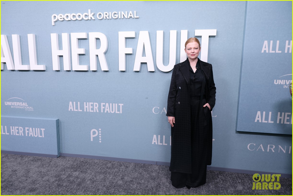 Sarah Snook Reunites With Her 'Succession' Dad Brian Cox at 'All Her ...