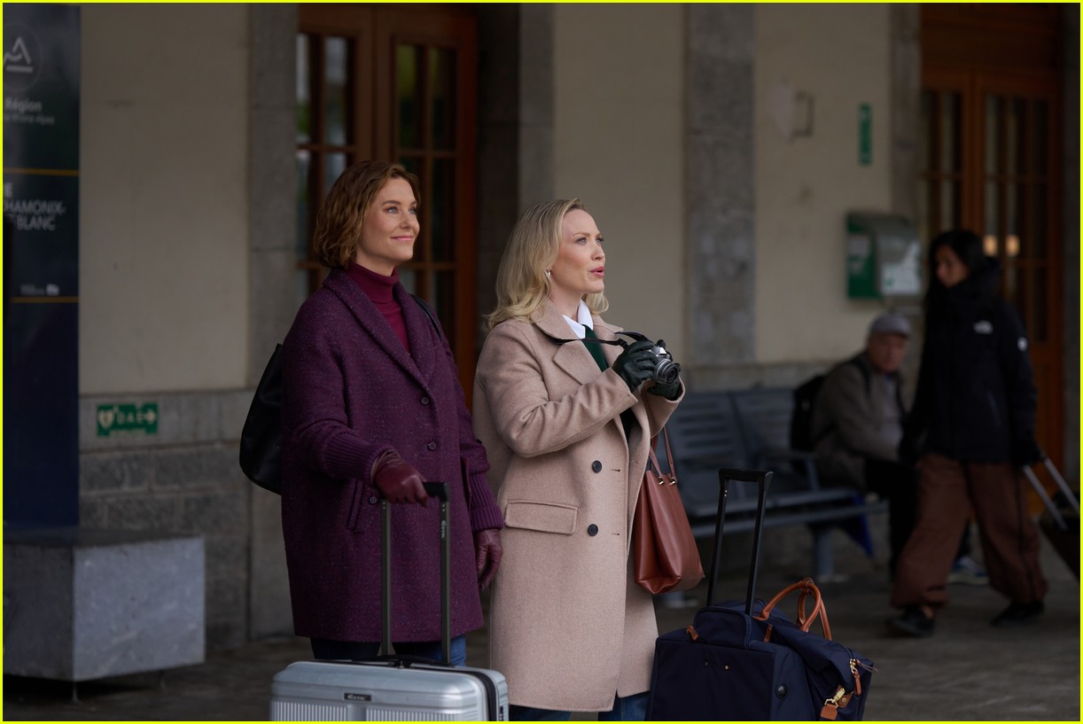 Ashley Williams & Laci J. Mailey Play Sisters in Hallmark's New 'An Alpine Holiday' Movie ...