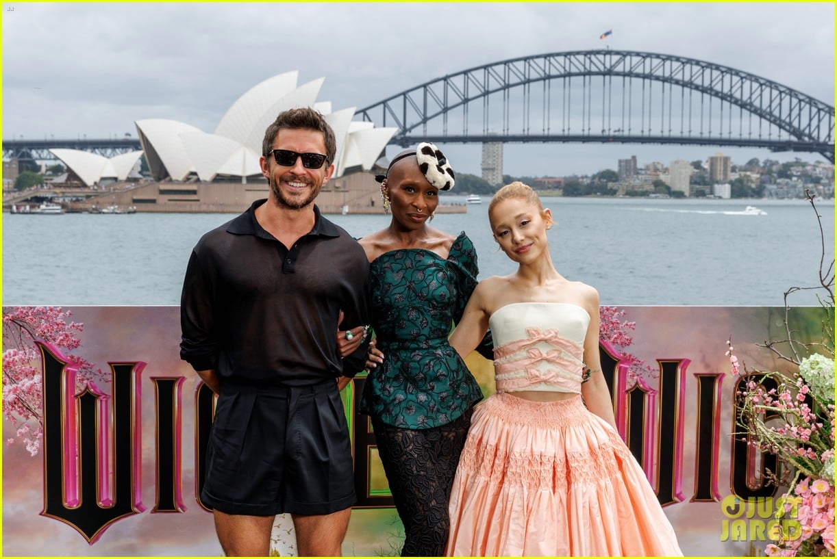 Why Jonathan Bailey Missed the 'Wicked' NBC Concert Special & How They ...