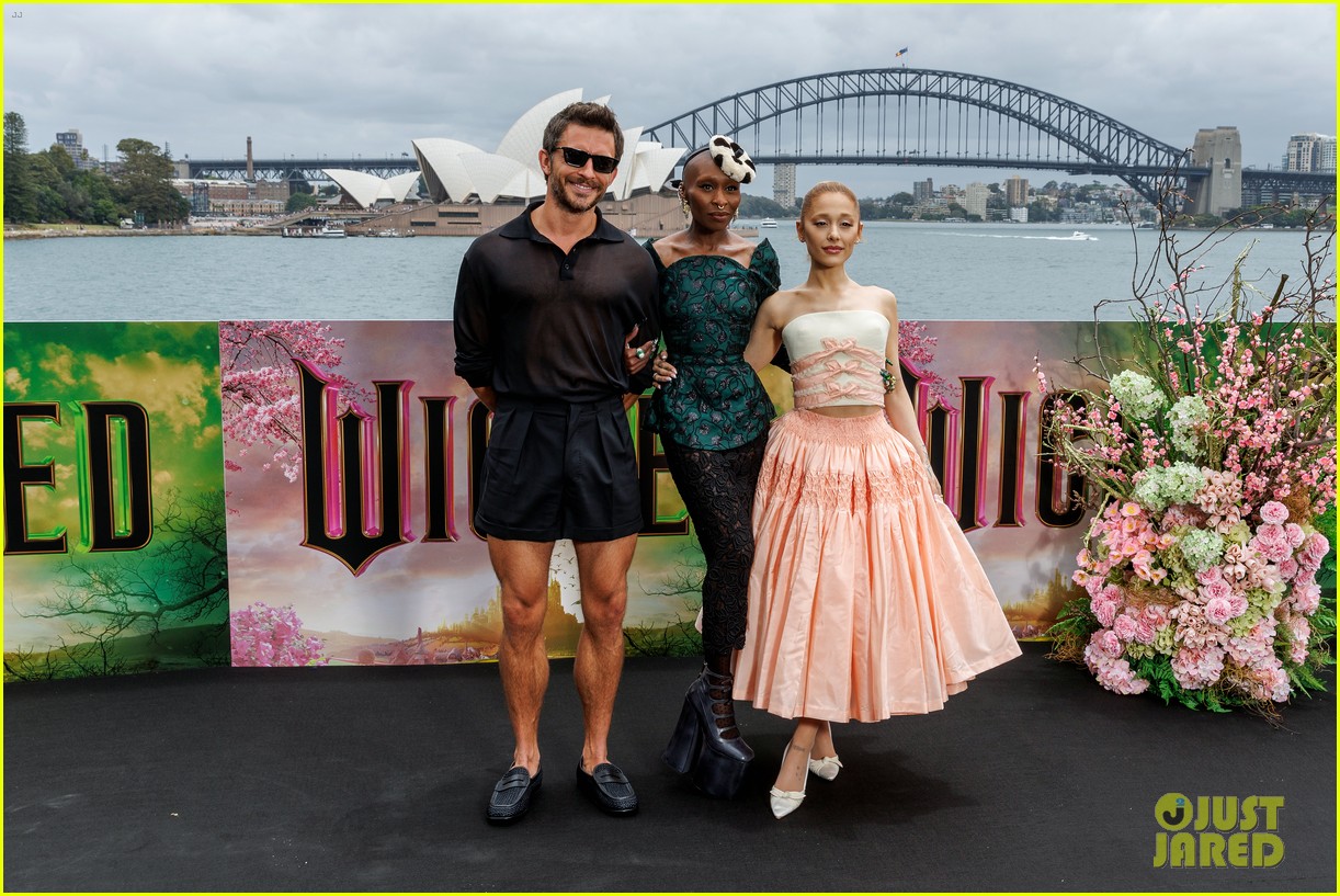 Why Jonathan Bailey Missed the 'Wicked' NBC Concert Special & How They ...