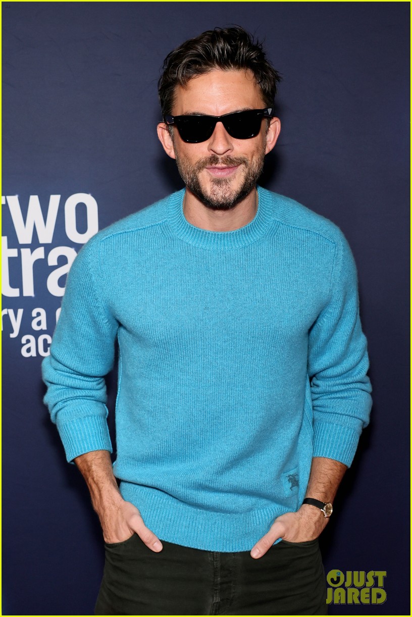 Jonathan Bailey Supports His Childhood BFF at 'Two Strangers' Opening ...