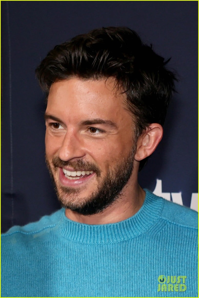 Jonathan Bailey Supports His Childhood BFF at 'Two Strangers' Opening ...