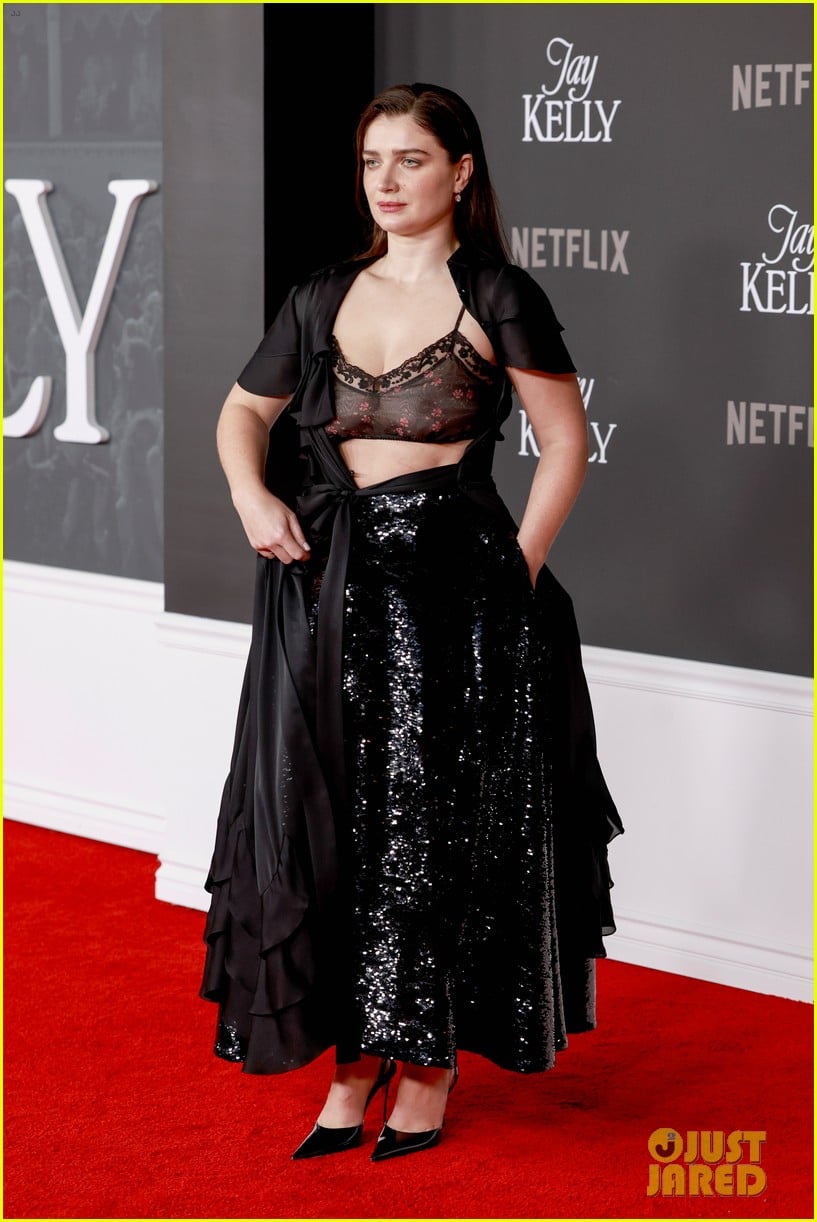 George Clooney Gets Support from Brad Pitt & Cindy Crawford at 'Jay Kelly' Premiere!: Photo ...