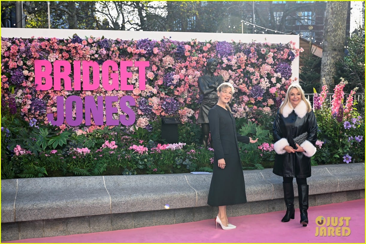 Renee Zellweger Unveils a 'Bridget Jones' Statue in London's Leicester ...