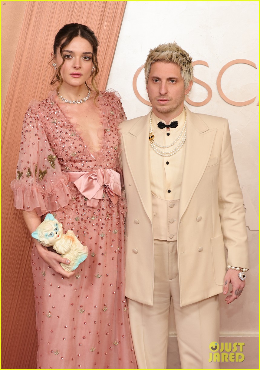 Singer Charlotte Lawrence Gets Engaged to Producer Beau Andrew Watt ...