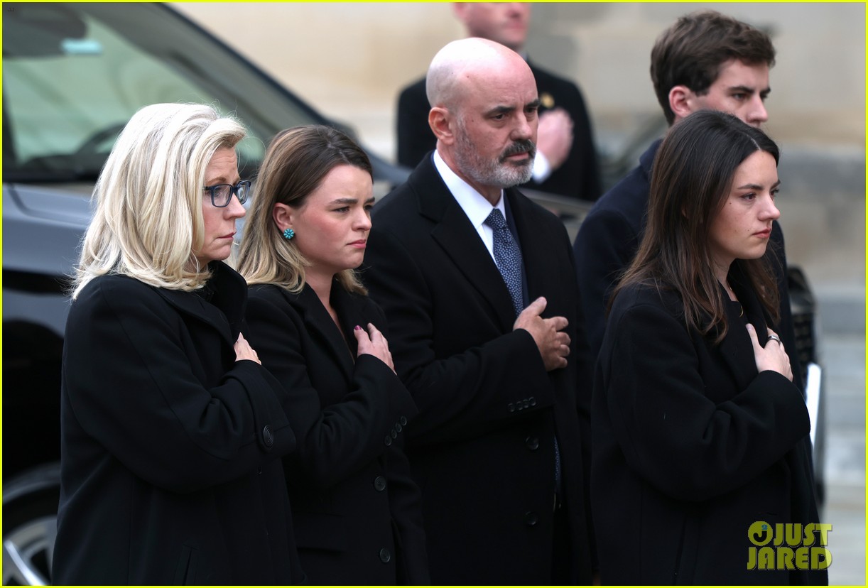 Former Presidents & VPs Gather for Dick Cheney's Funeral: Obamas ...