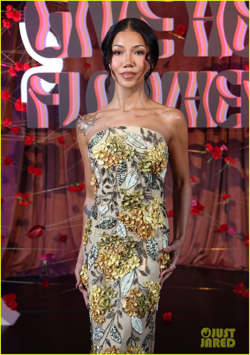 Ciara, Normani, Jhene Aiko & More Honored at Femme It Forward's Give Her FlowHERS Awards Gala ...