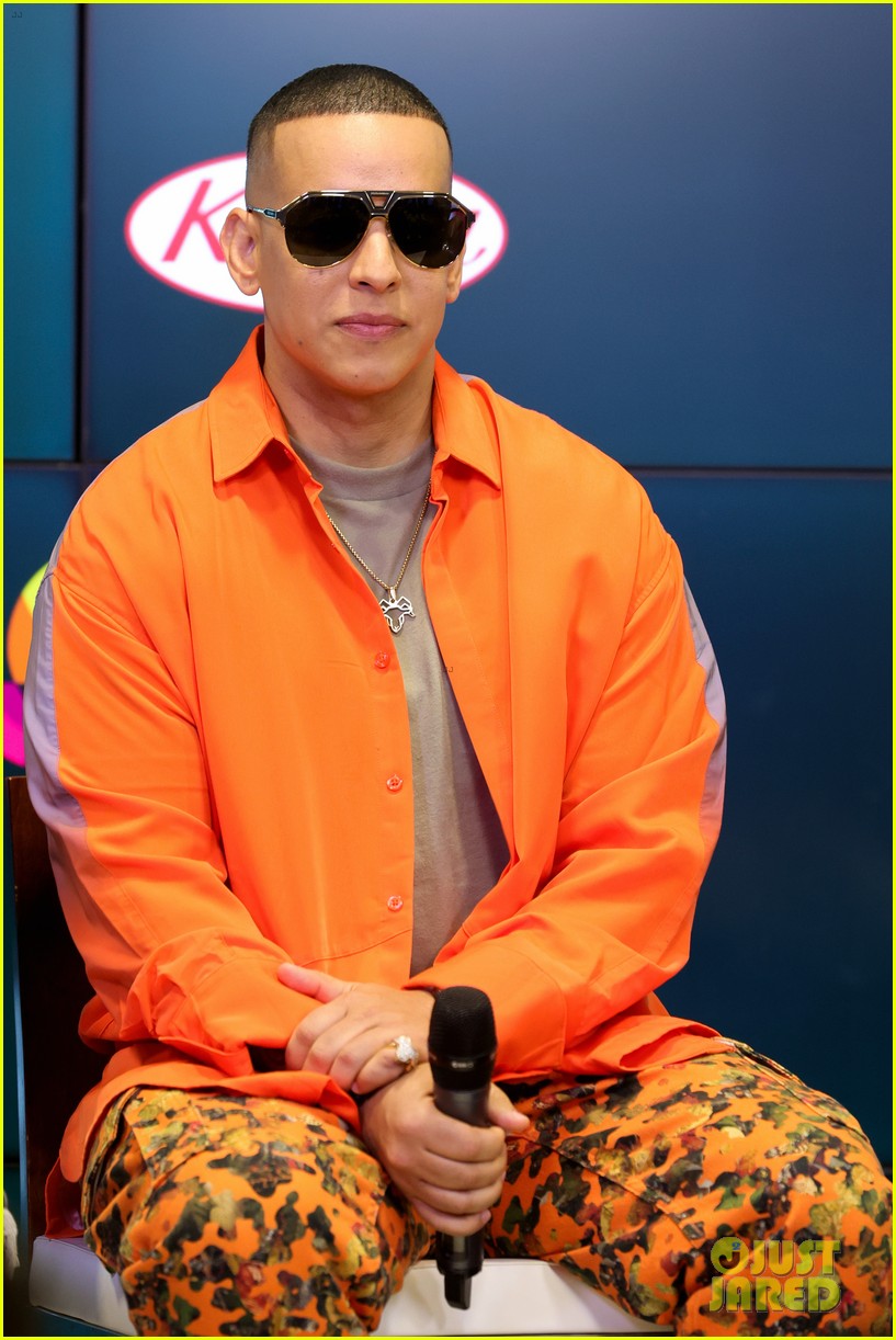 'BZRP Music Session #0/66' Lyrics: Daddy Yankee Drops Song With Bizarrap: Photo 5233136 | Lyrics ...