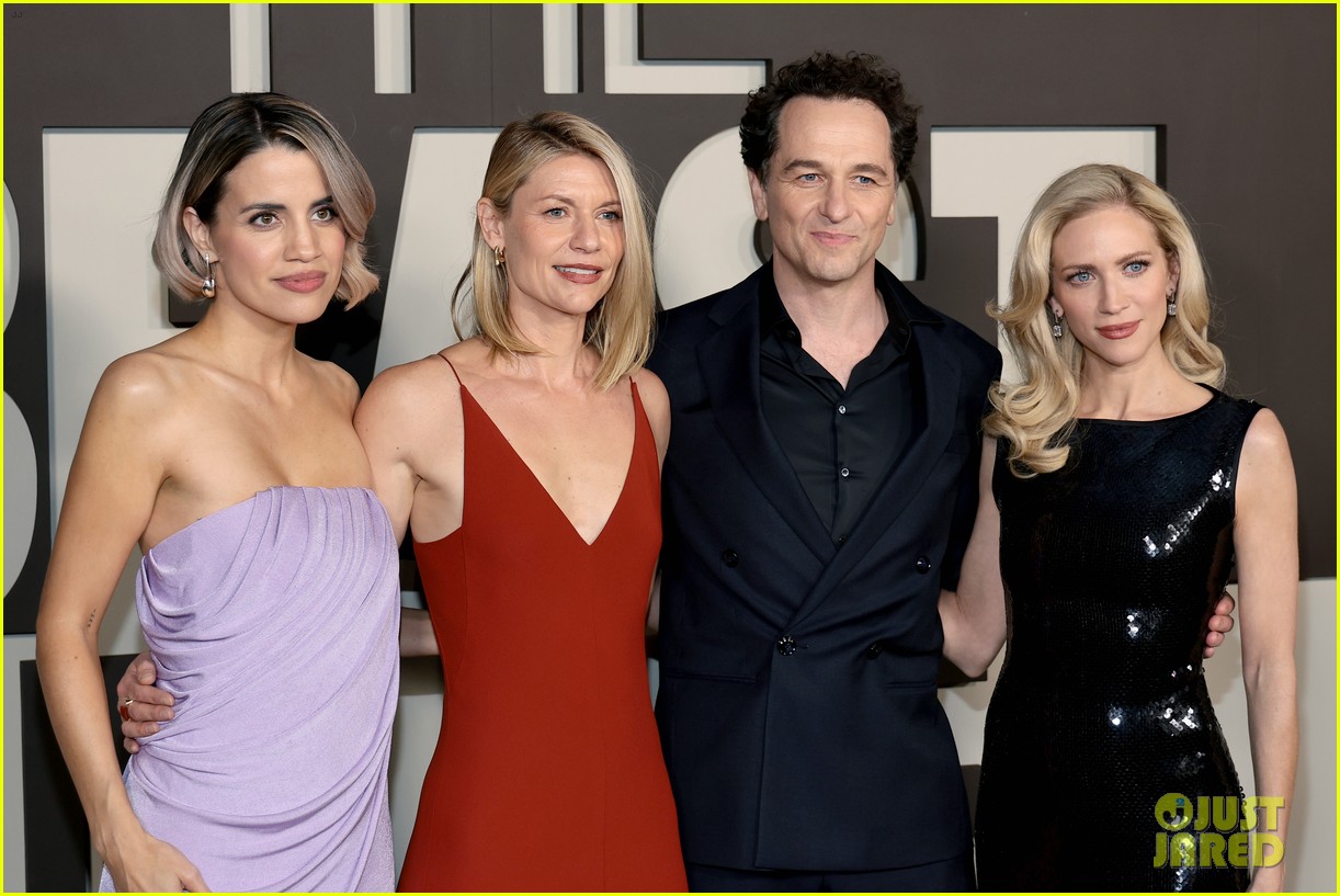Claire Danes, Matthew Rhys, & More Attend 'The Beast in Me' Premiere in NYC!: Photo 5232590 ...