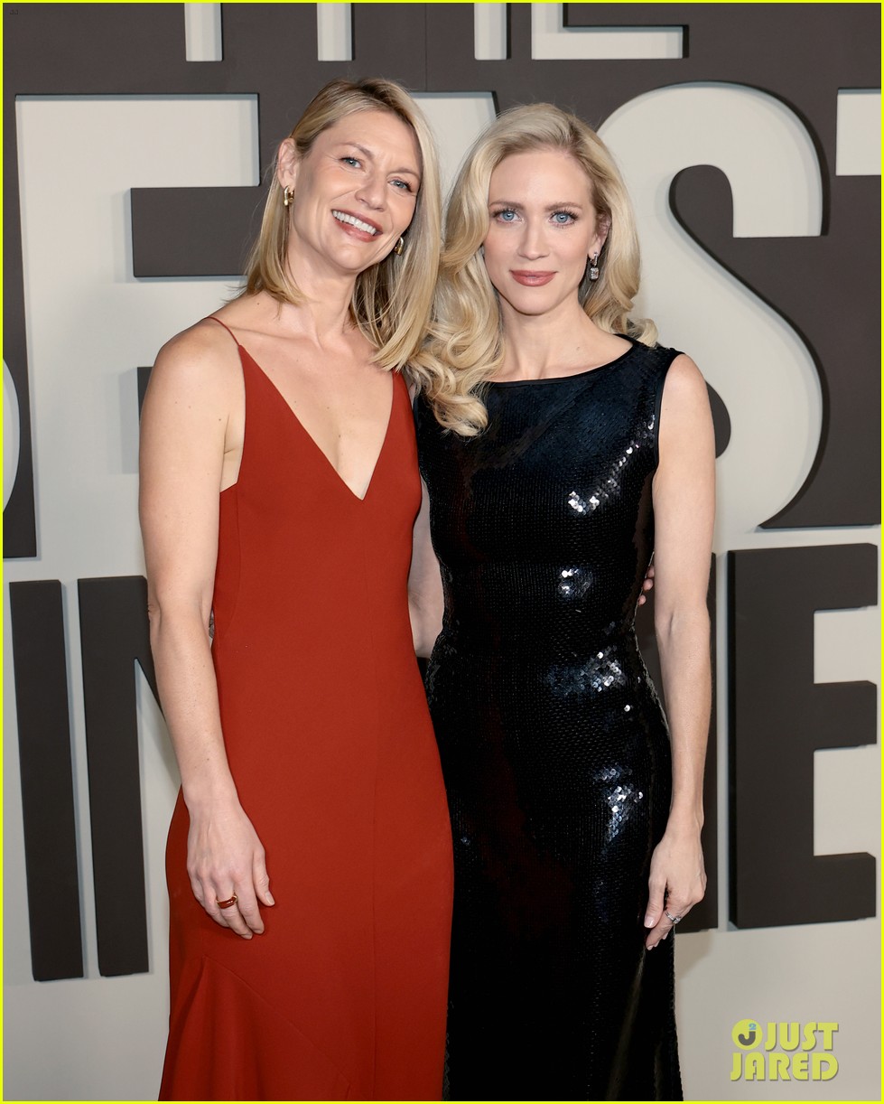 Claire Danes, Matthew Rhys, & More Attend 'The Beast in Me' Premiere in ...