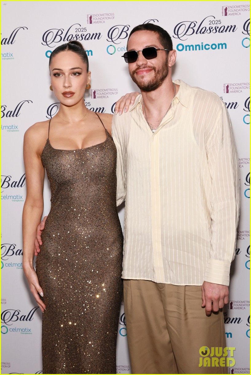 Pregnant Elsie Hewitt Wishes Boyfriend Pete Davidson a Happy Birthday ...