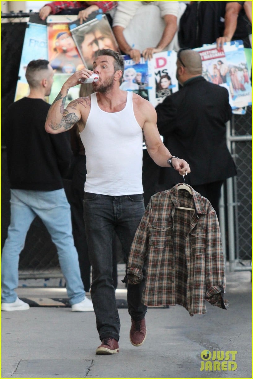 Dax Shepard Bares Buff Arms While Arriving at 'Kimmel' with Wife ...