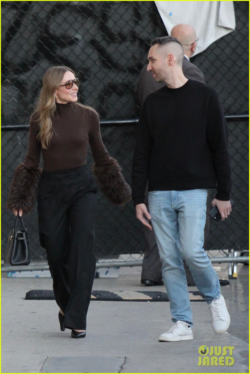 Dax Shepard Bares Buff Arms While Arriving at 'Kimmel' with Wife ...