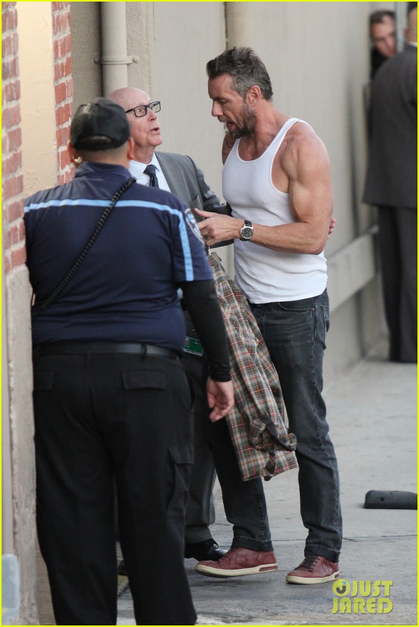 Dax Shepard Bares Buff Arms While Arriving at 'Kimmel' with Wife ...