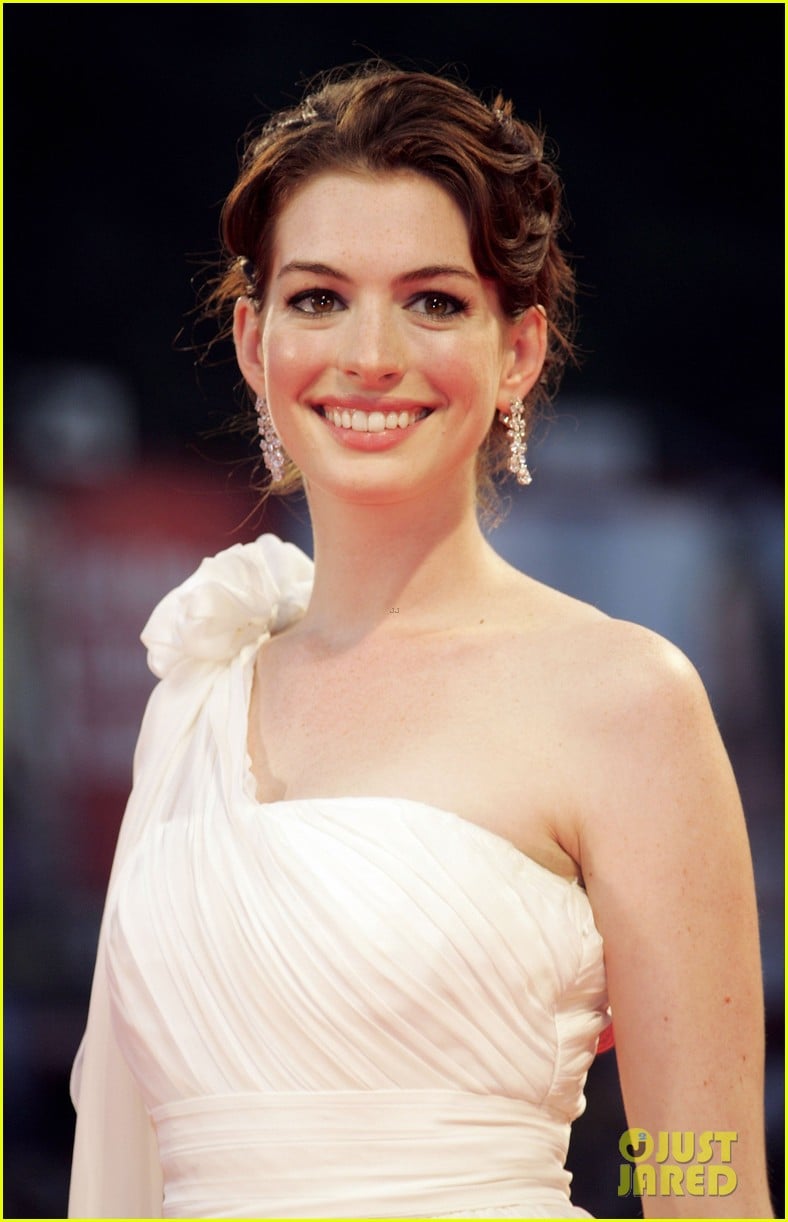 'The Devil Wears Prada 2' Teaser Trailer: First Look at Sequel With Meryl Streep & Anne Hathaway ...