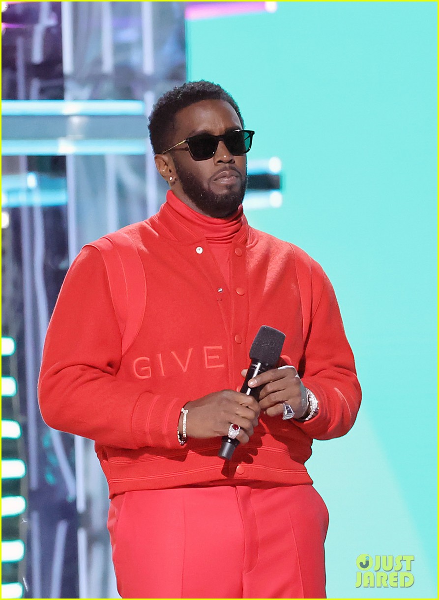 Diddy Caught Drinking Homemade Alcohol While in Prison : Photo 5233933 | Diddy, Sean Combs ...