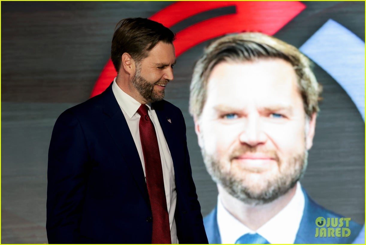 Erika Kirk-JD Vance Hug: Body Language Experts Weigh In on ...