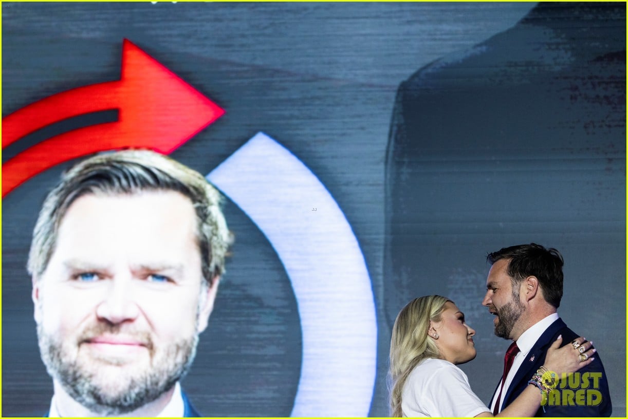 Erika Kirk-JD Vance Hug: Body Language Experts Weigh In on ...