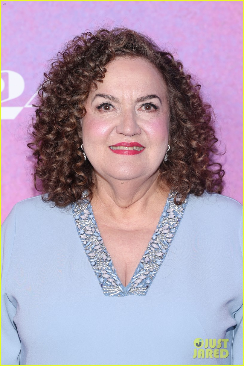 Miles Teller, Elizabeth Olsen & Callum Turner Reunite for 'Eternity ...