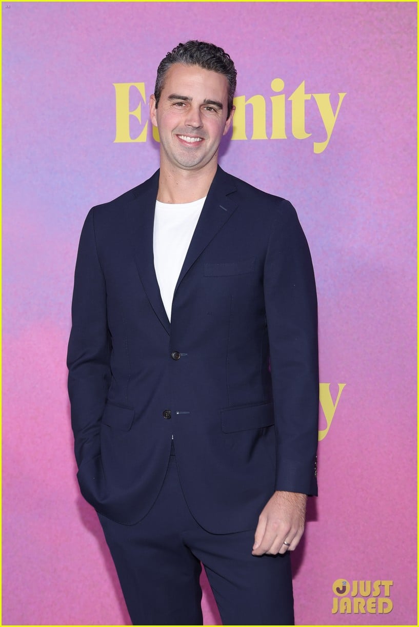 Miles Teller, Elizabeth Olsen & Callum Turner Reunite for 'Eternity' New York Premiere: Photo ...