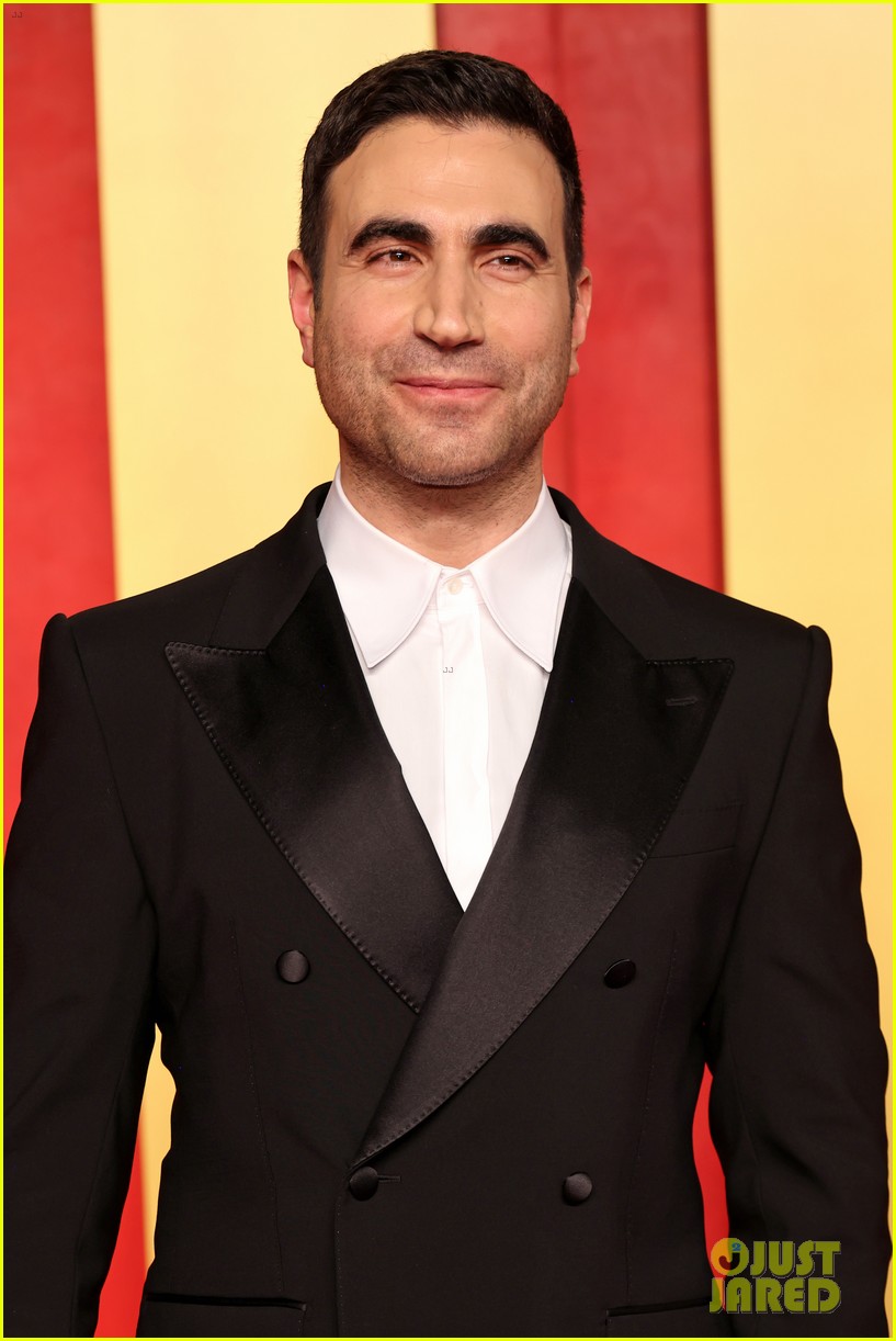 Brett Goldstein to Play Male Escort in New Prime Video Comedy Series ...