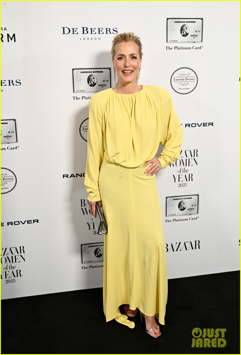 Reese Witherspoon, Aimee Lou Wood, & Jade Honored at Harper's Bazaar ...