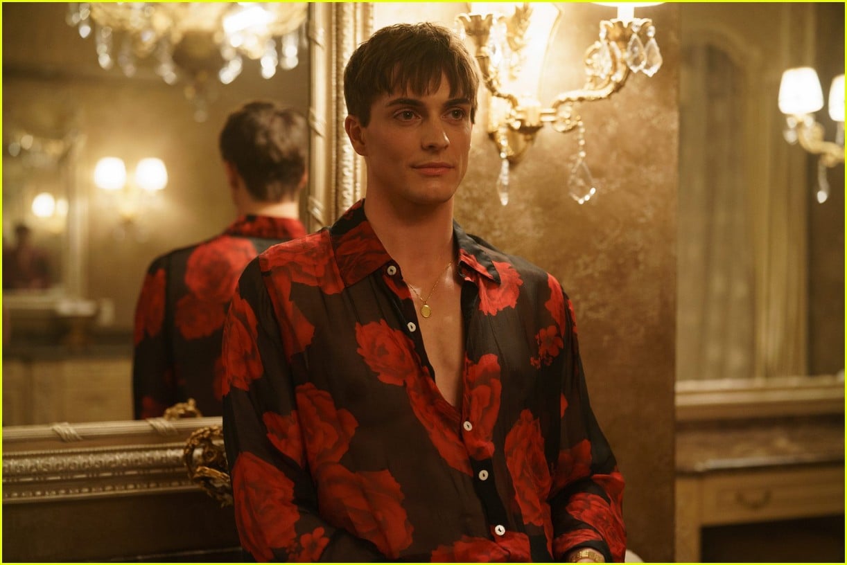 Every 'Heated Rivalry' Photo Released So Far, Including a Steamy ...