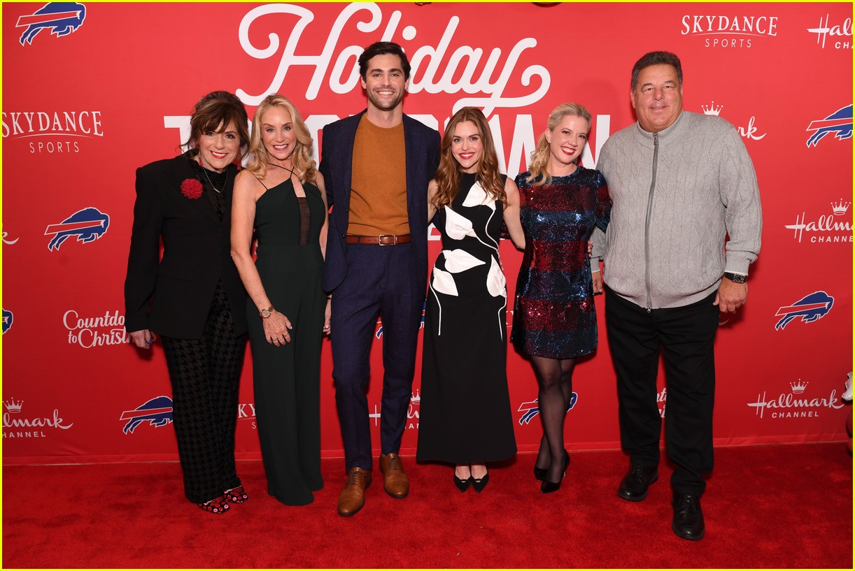 Holland Roden, Matthew Daddario, & 'Holiday Touchdown' Cast Reunite with Bills Fans for Hallmark ...