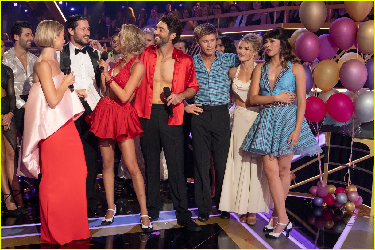 Robert Irwin's Response to Xochitl Gomez Dating Rumors Brings Even More Speculation: Photo ...