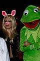 Joey King, Logan Lerman, & More Dress Up as Muppets for Group Halloween ...