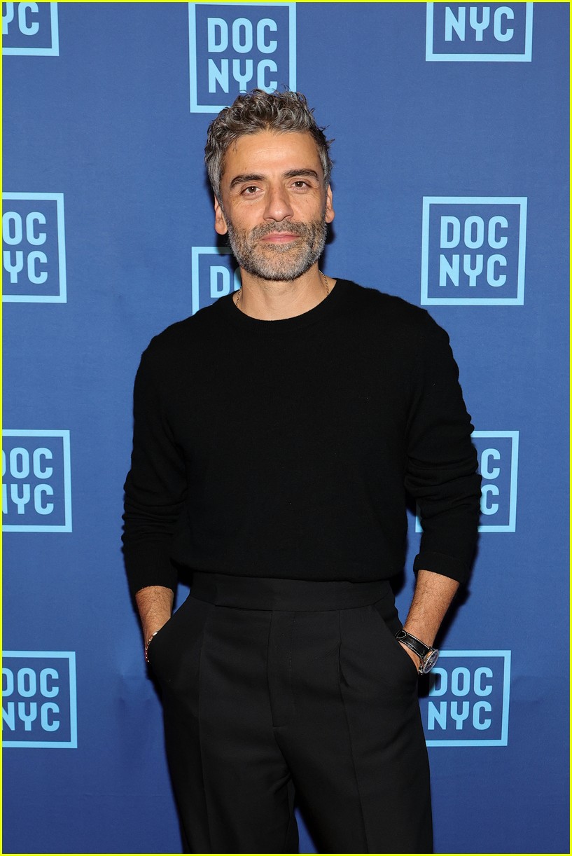 Rachel Zegler Shares Sweet Moments With Oscar Isaac & Brooke Shields at ...