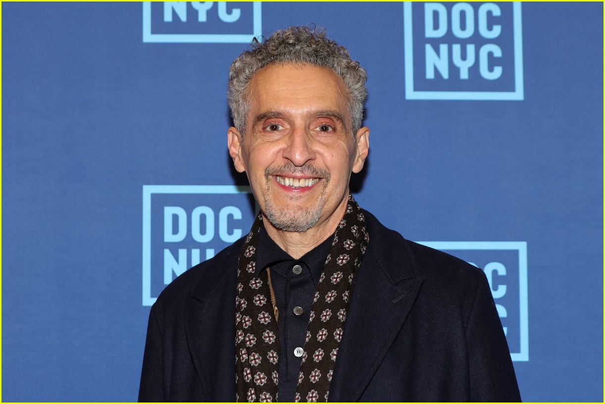 Rachel Zegler Shares Sweet Moments With Oscar Isaac & Brooke Shields at ...