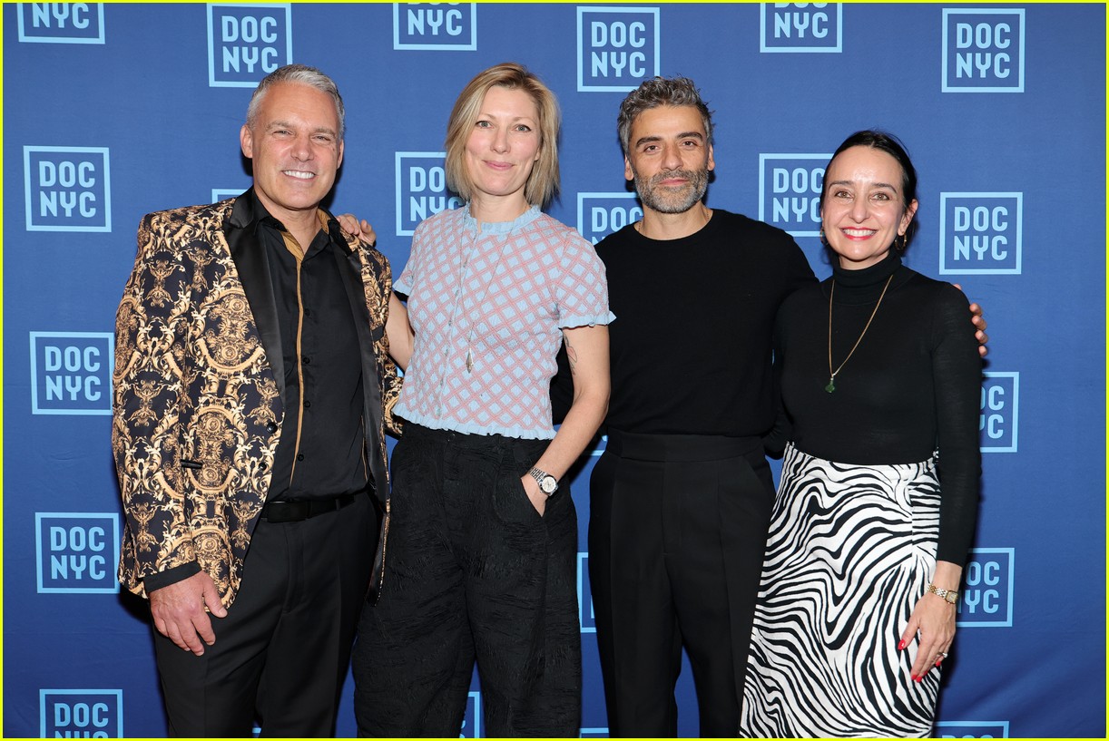 Rachel Zegler Shares Sweet Moments With Oscar Isaac & Brooke Shields at ...