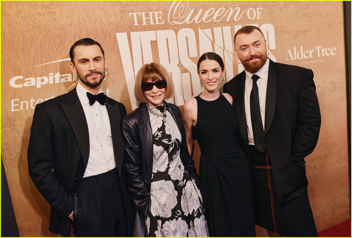 Kristin Chenoweth Gets Support from Idina Menzel at Opening Night of ...