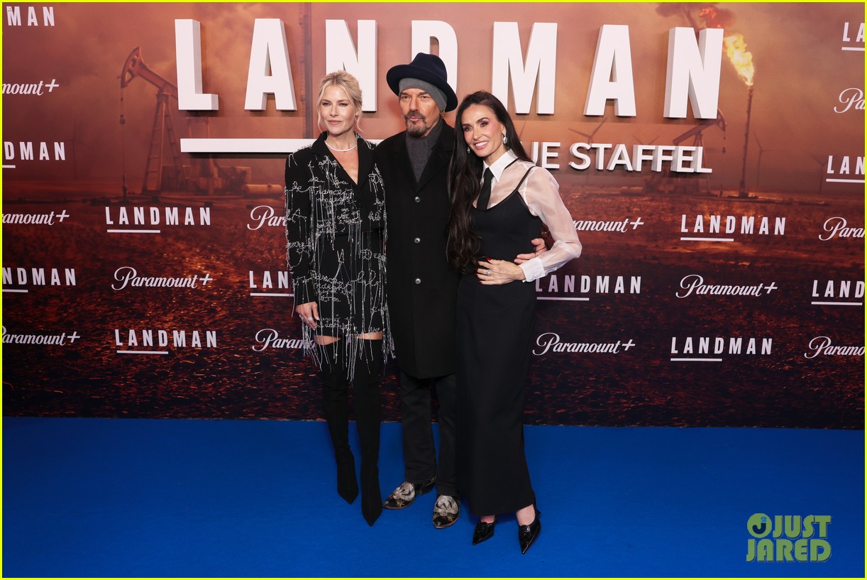 Billy Bob Thornton, Demi Moore, & Ali Larter Cozy Up in Group Photos at ...