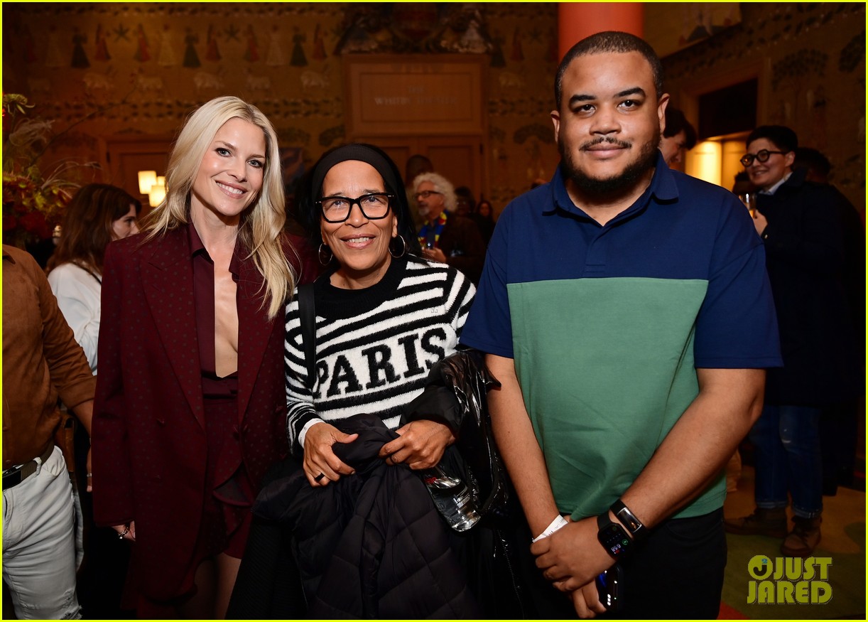 Sam Elliott, Demi Moore, Billy Bob Thornton, & More Step Out for ...