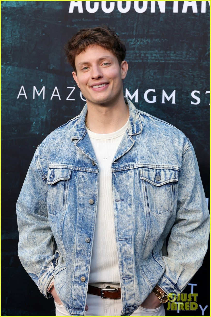 Matt Rife Extends 'Stay Golden World Tour' With 40+ New Dates - Cities ...