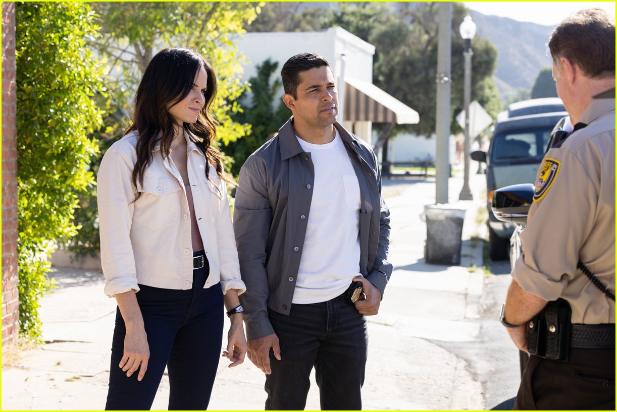 When Is the 'NCIS'-'NCIS: Origins' Crossover Airing? Episode Date, Details & Teasers Revealed ...