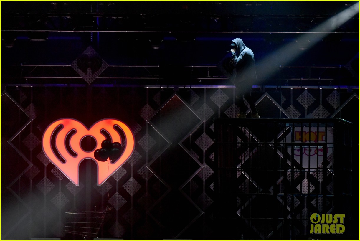 'WHO I WAS' Lyrics: NF & Machine Gun Kelly Unite on Vulnerable 'Fear ...