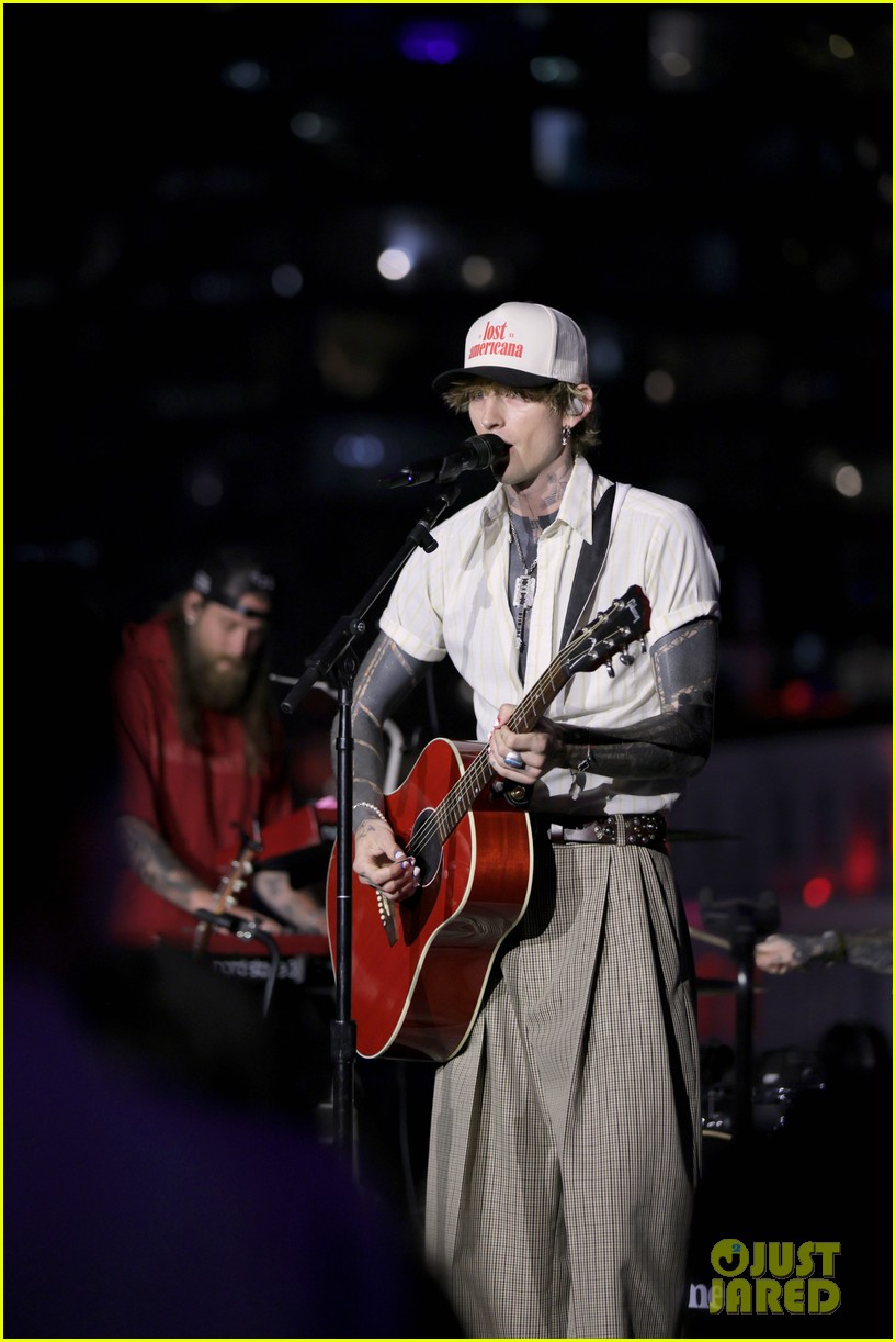 'WHO I WAS' Lyrics: NF & Machine Gun Kelly Unite on Vulnerable 'Fear ...