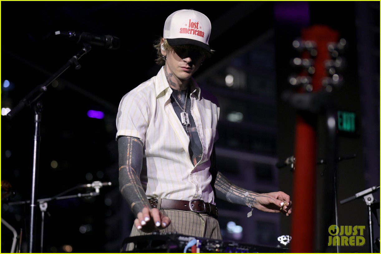 'WHO I WAS' Lyrics: NF & Machine Gun Kelly Unite on Vulnerable 'Fear ...