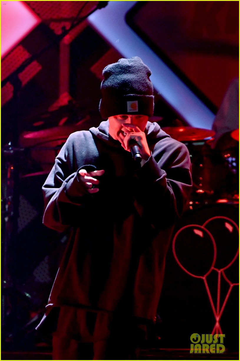 'GIVE ME A REASON' Lyrics: NF Reflects on His Success on 'FEAR' Song ...