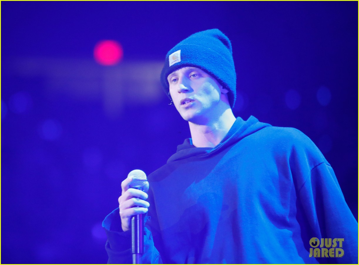 'GIVE ME A REASON' Lyrics: NF Reflects on His Success on 'FEAR' Song ...