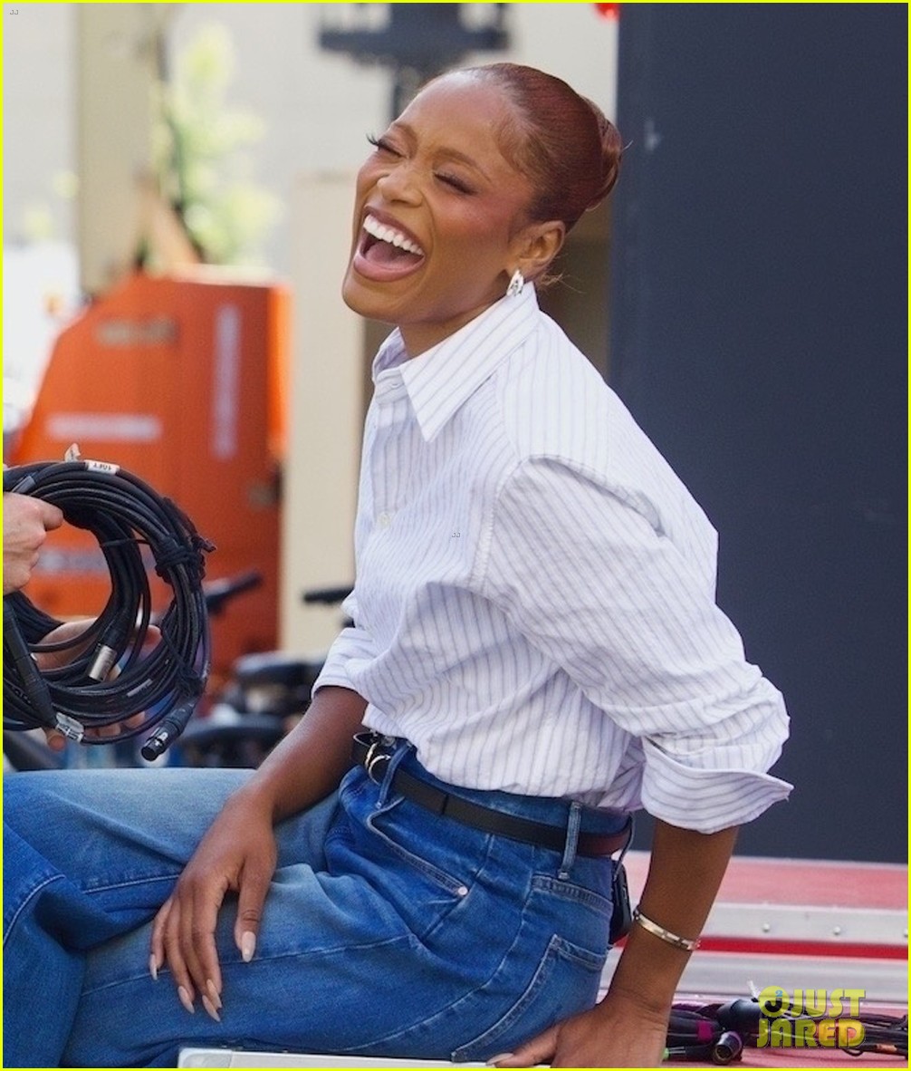 Keke Palmer & Jack Whitehall Joke Around on New Show 'The 'Burbs' Set ...