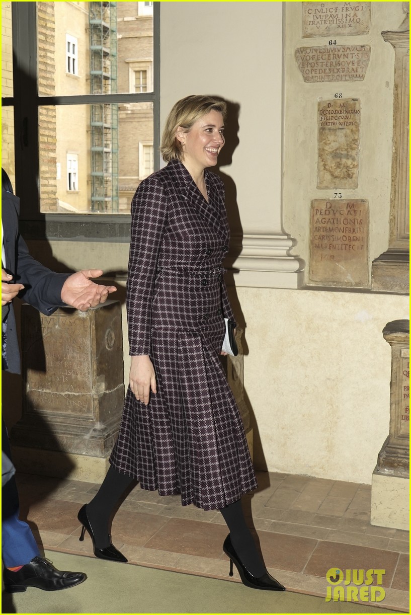 Pope Leo Meets Cate Blanchett & Many More Celebs During Papal Audience ...