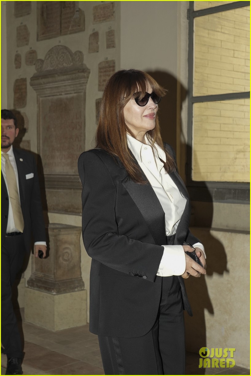 Pope Leo Meets Cate Blanchett & Many More Celebs During Papal Audience ...