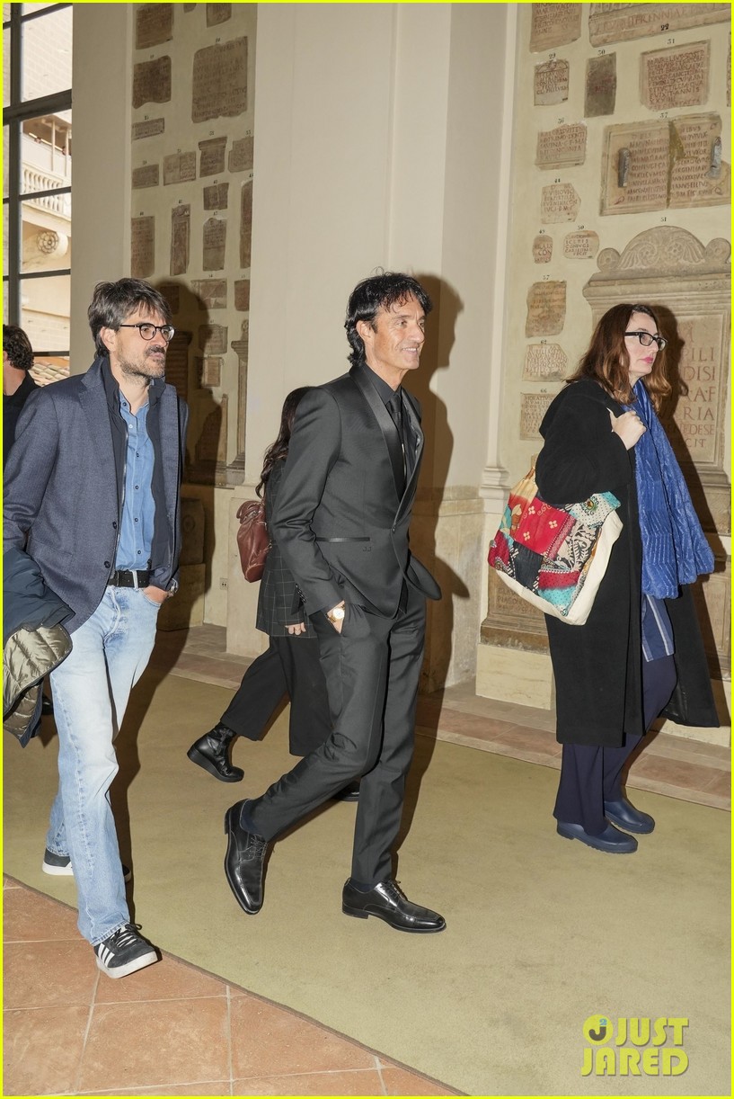 Pope Leo Meets Cate Blanchett & Many More Celebs During Papal Audience ...